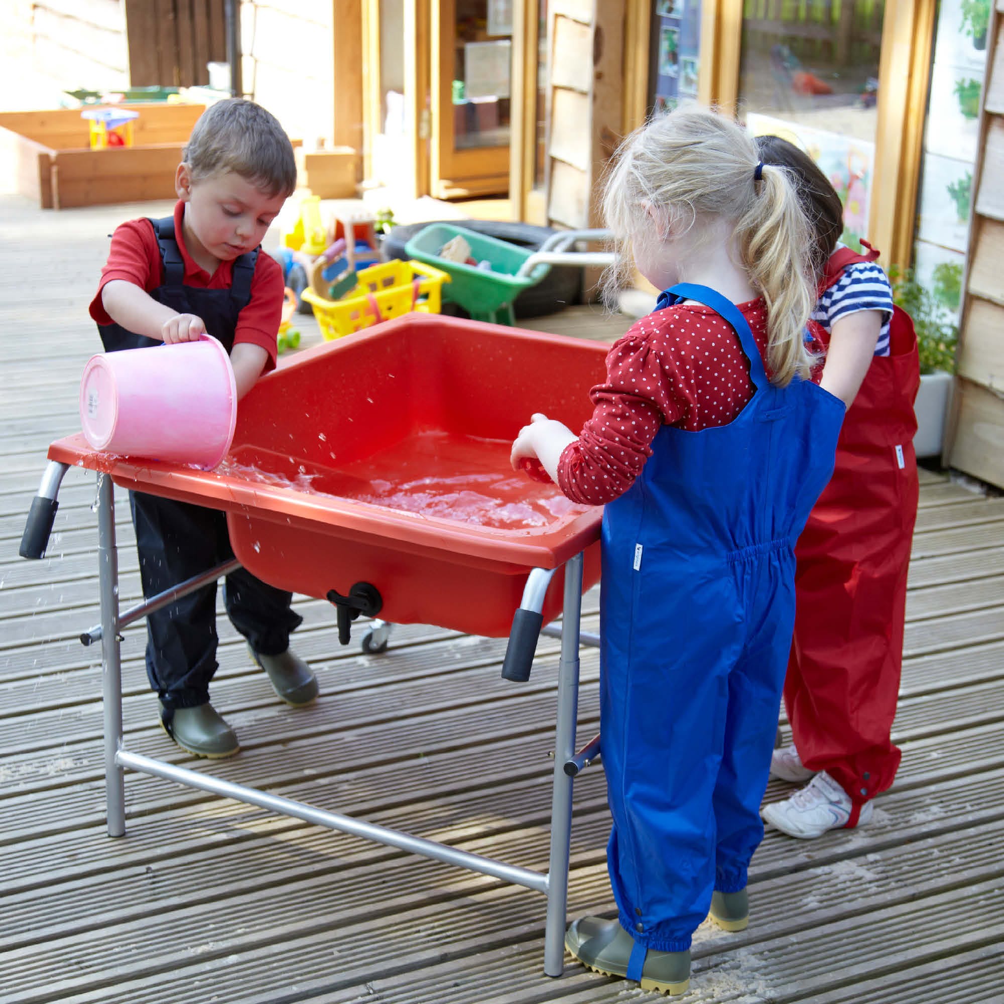 Oasis Red Tray - Outside Play