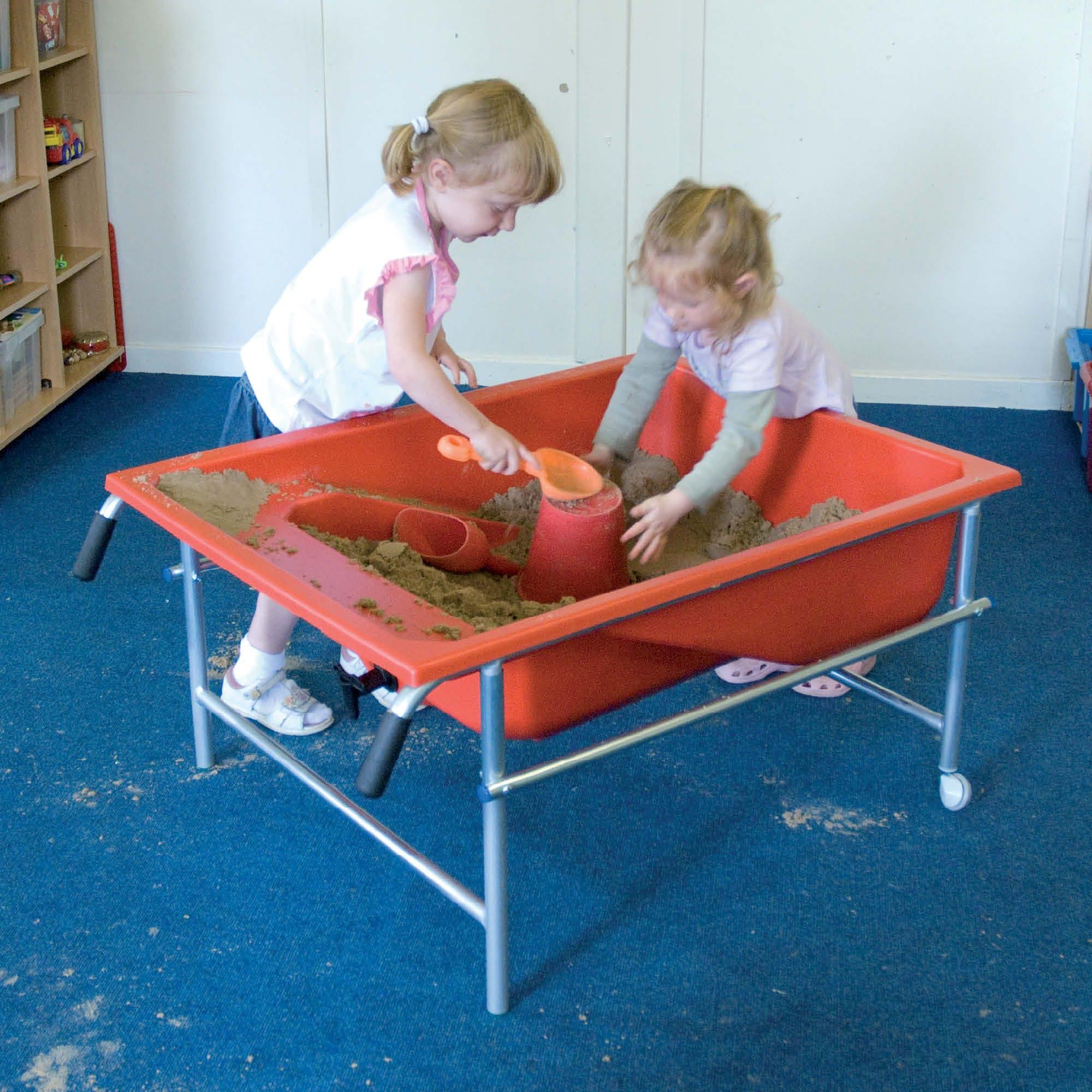 Oasis Red Tray - Outside Play