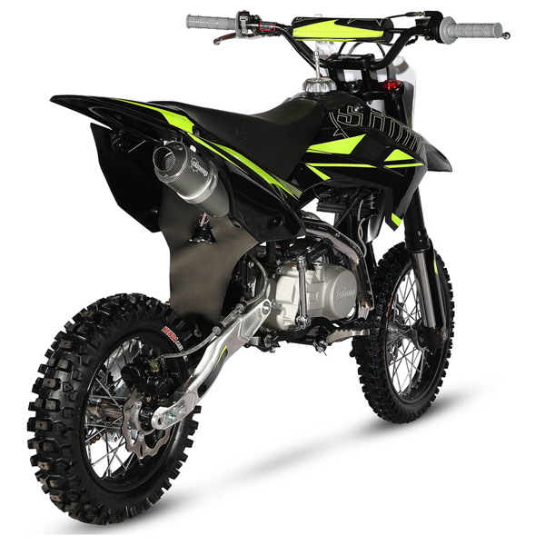 Stomp Z3R 140 Kids Pit Bike 140cc Dirt Bike - Outside Play