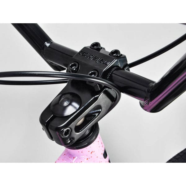 Mafia Bomma Wheelie Bike 26 Pink - Outside Play