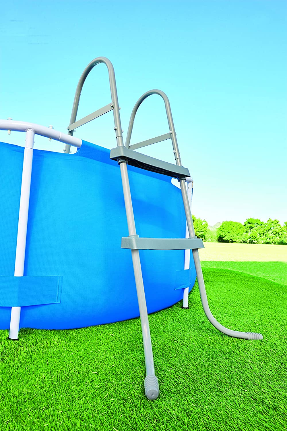 Bestway 58430 33in Pool Ladder - Outside Play